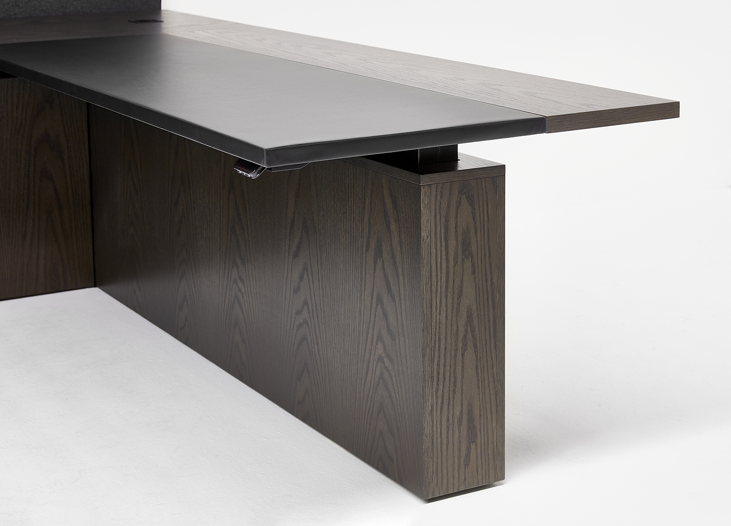 Vox® LCS Workstation